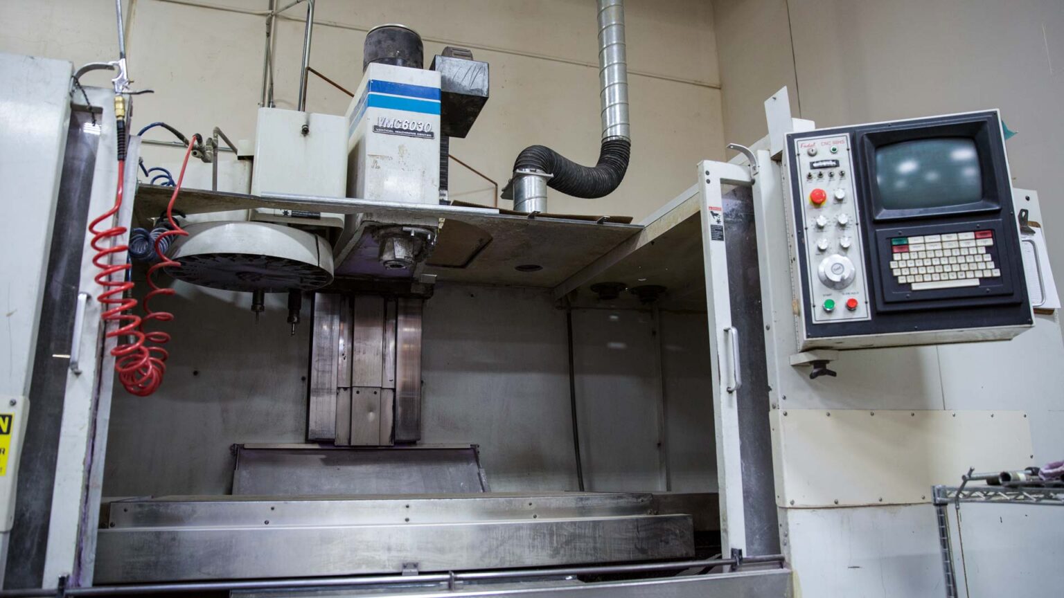 Royce Large-Envelope 5-axis Router - MachineTek